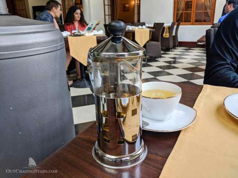 A Day in Nuwara Eliya: Sri Lanka's Tea Plantations - Out Chasing Stars